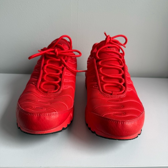 Nike | Shoes | Nike Vibrant Red Sneakers | Poshmark